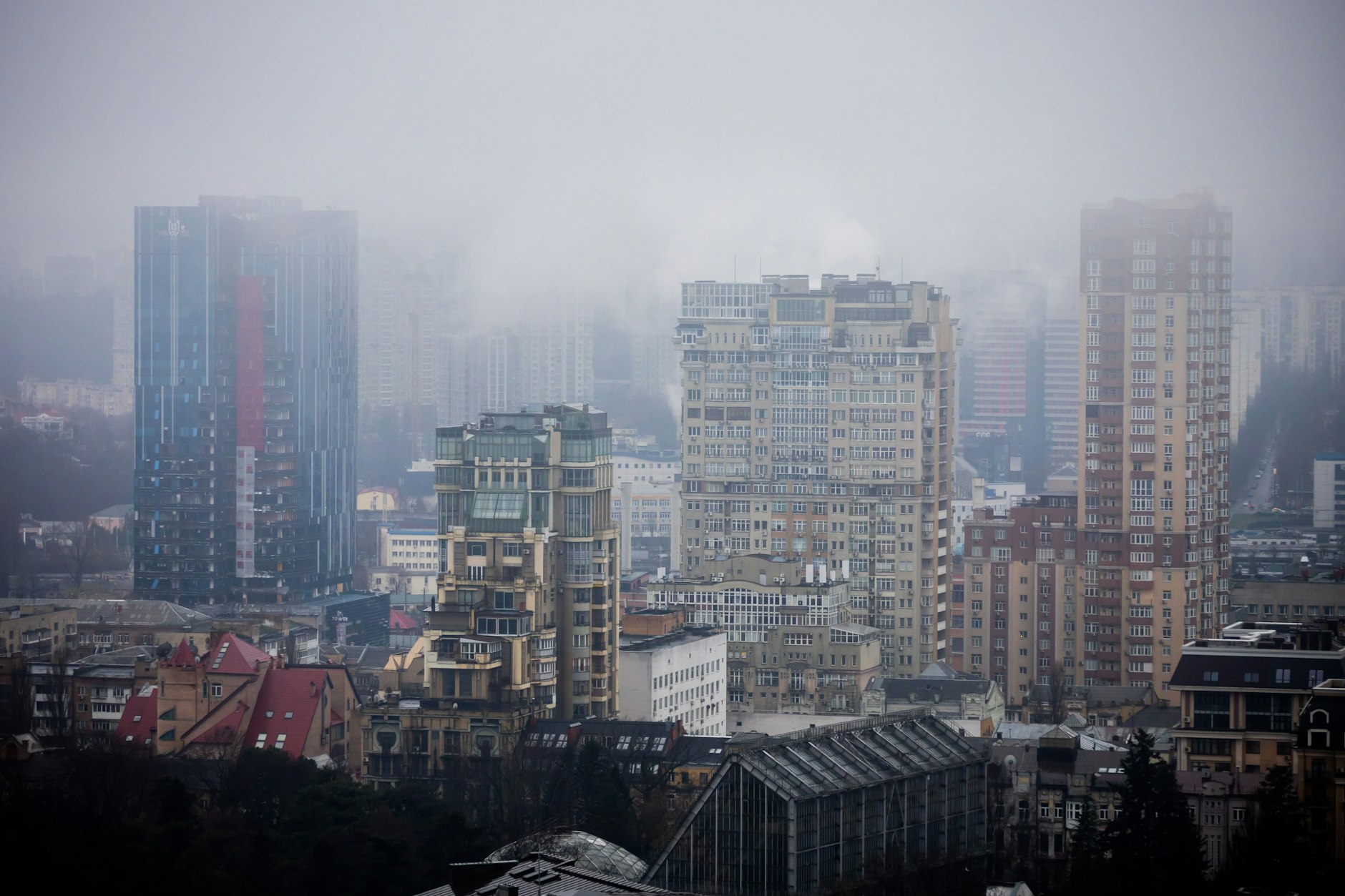 Luftalarm in Kiew (Video): Drohne unter Jubel abgeschossen