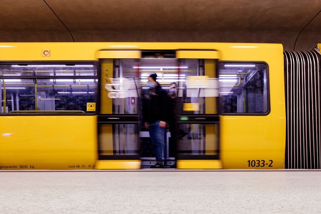 Berliner U-Bahn oft gestört: Nicht selten sind die BVG-Fahrgäste schuld