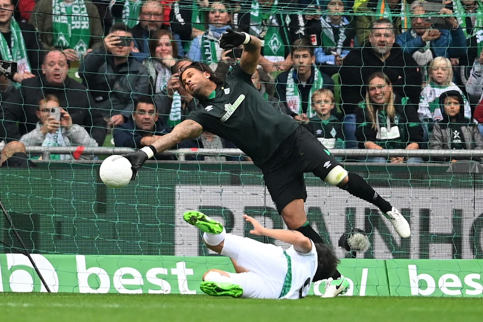 Ex-Torwart Tim Wiese klagt gegen Stadionverbot in Bremen