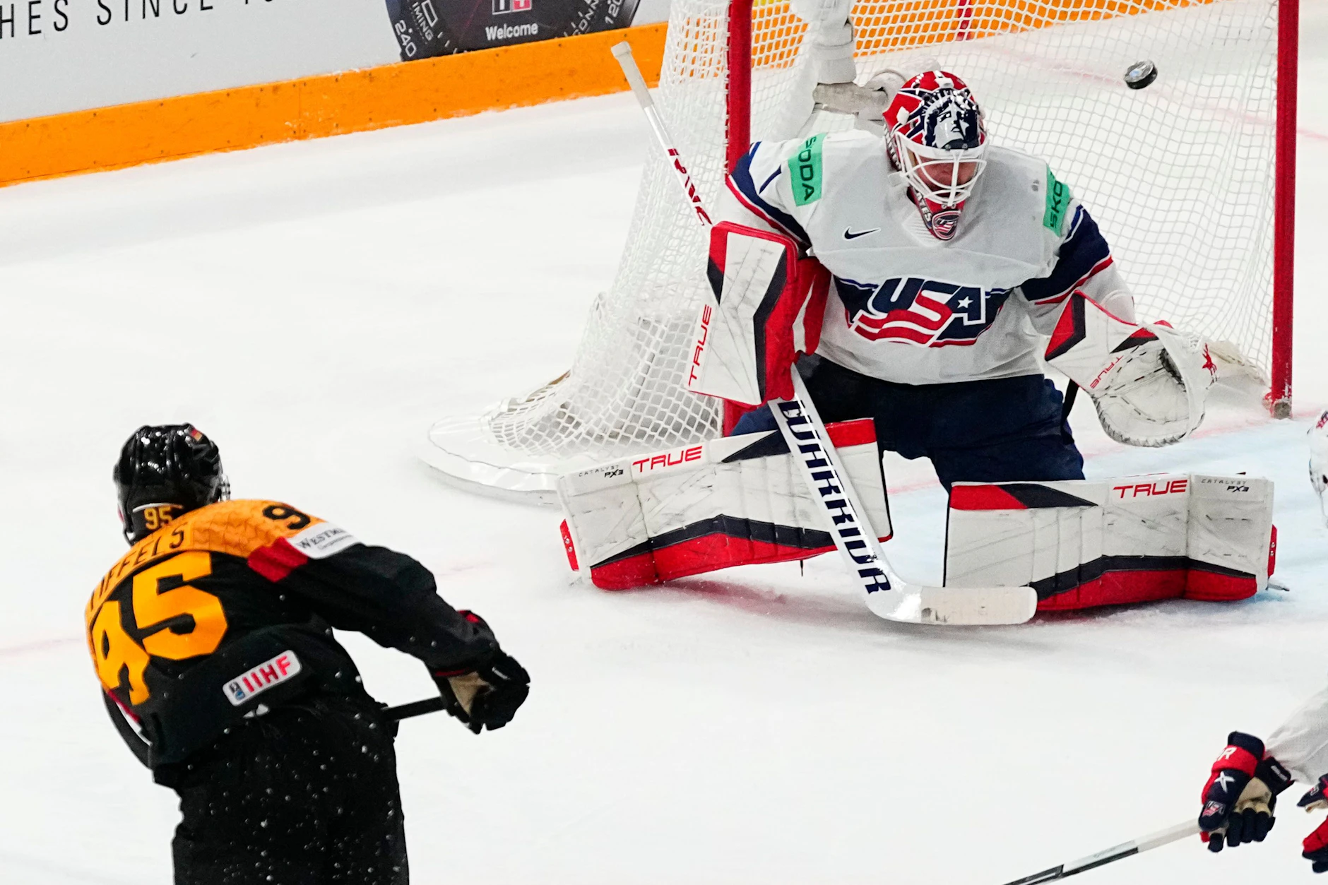 Eishockey-Sensation: Deutschland erstmals seit 1930 im WM-Finale