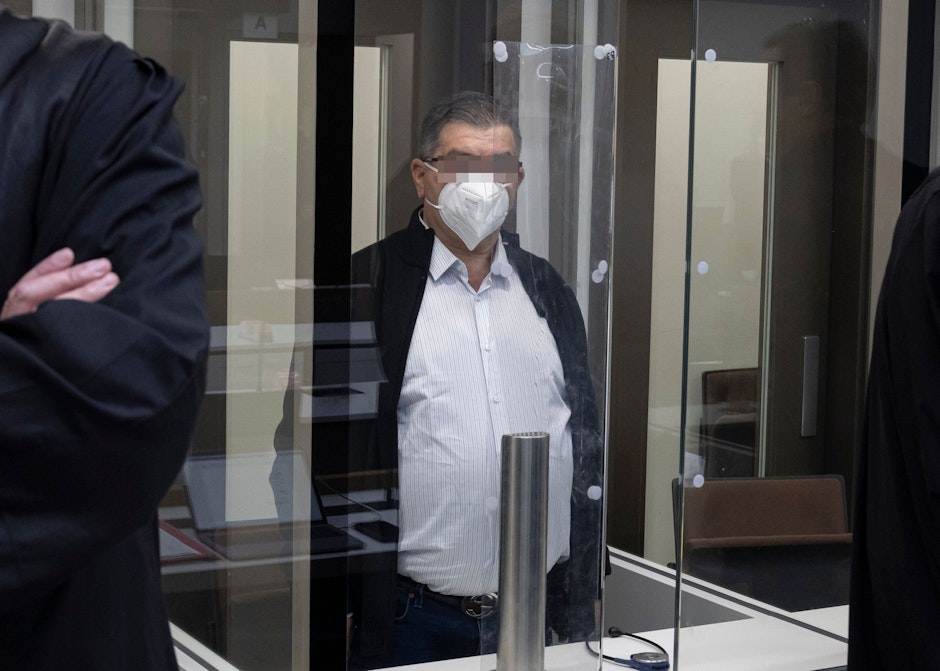 Hinrichtung mitten in Berlin: Vater und Sohn zu lebenslanger Haft ...