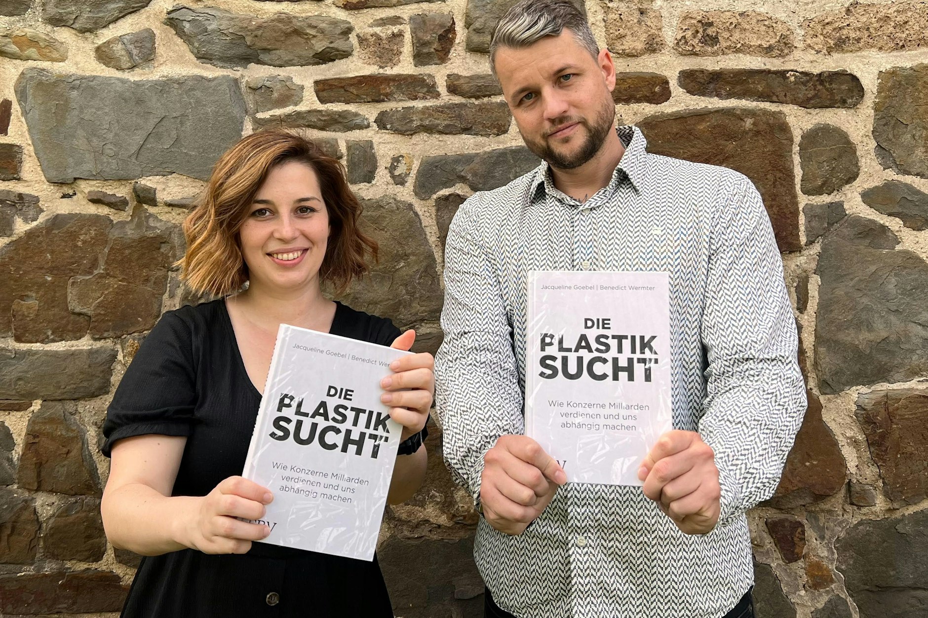 Kann ein Zwölf-Schritte-Programm gegen Plastiksucht helfen?