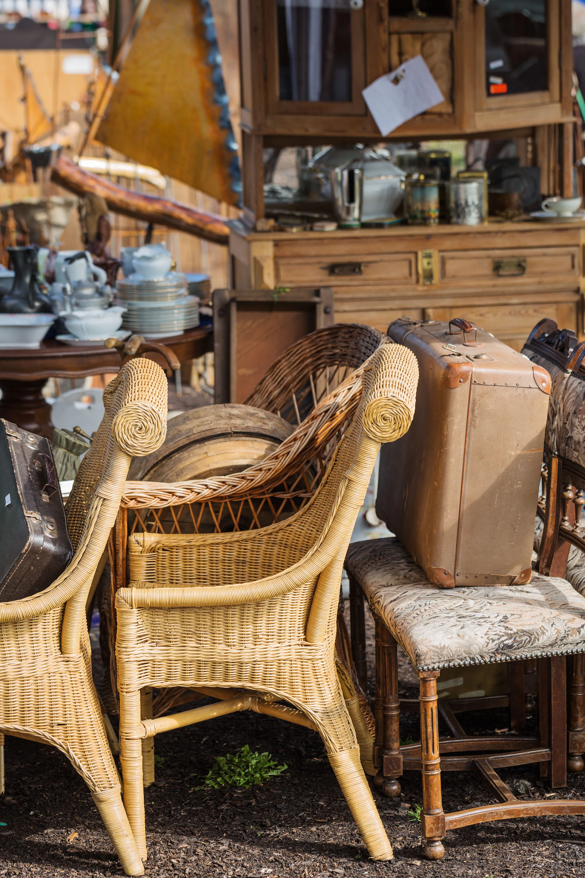 Elegantes Berlin Mobel Flohmarkt Bild