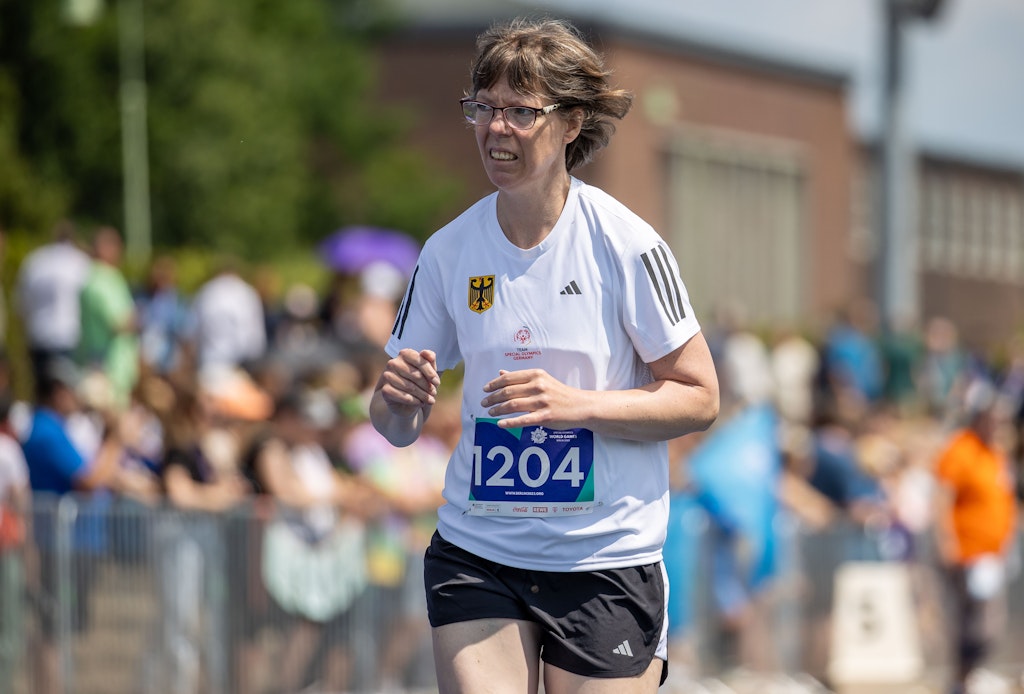 Läuferin Annika Meissner gewinnt mit eigener Bestzeit erste deutsche ...