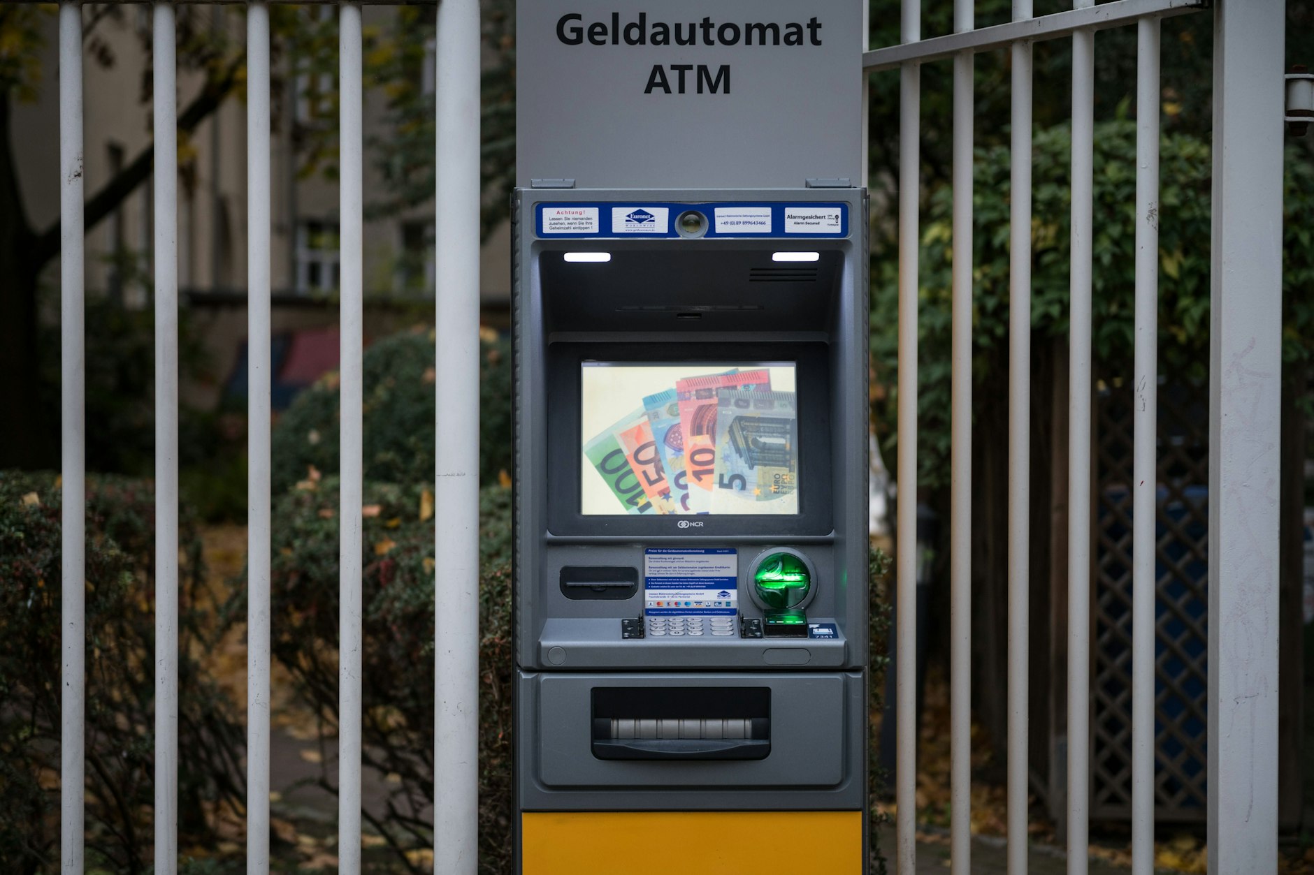 Gesundbrunnen: Brüder sollen einen ganzen Geldautomaten gestohlen haben