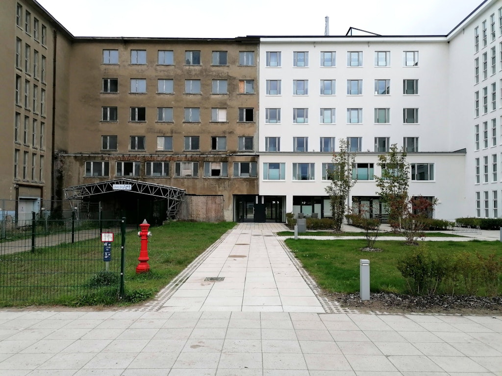 Prora: Zwischen NS-Größenwahn und Ostsee-Tourismus auf Rügen