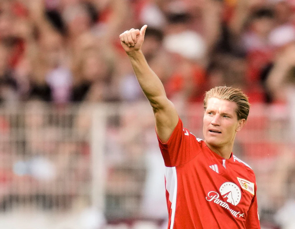 Kevin-Behrens-Foto: Hype um Fahrrad-Bild des Union-Spielers zeigt, wie ...