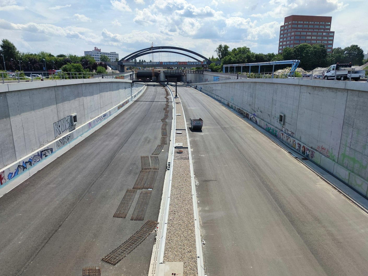 A100 noch teurer: Autobahn in den Osten von Berlin kostet mehr als ...