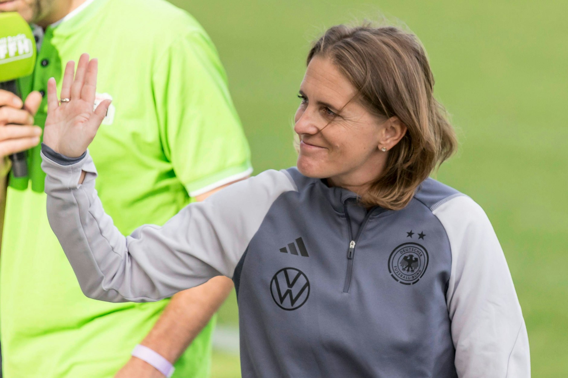 DFB-Frauen nach WM-Fiasko auf heikler Olympia-Mission: Ohne Bekenntnis zu Voss-Tecklenburg