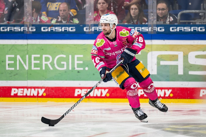 Wenn bei den Eisbären alles passt: Ben begeistert in Berlin