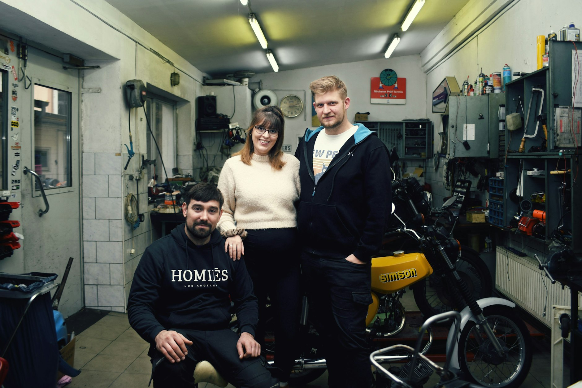 DDR-Mopeds: Auf die Plätze, Simson, los! Warum die Ost-Maschinen so ...