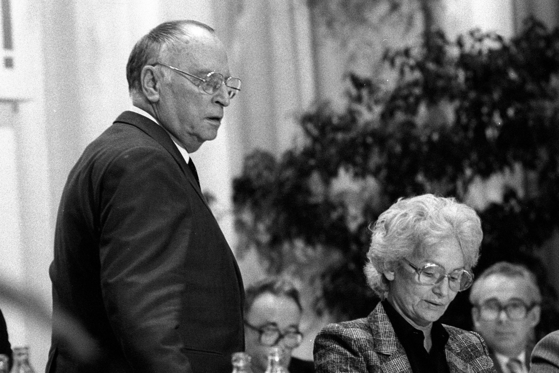 Kurt Hager über Wissenschaftsmissbrauch im Sozialismus – Ein ...