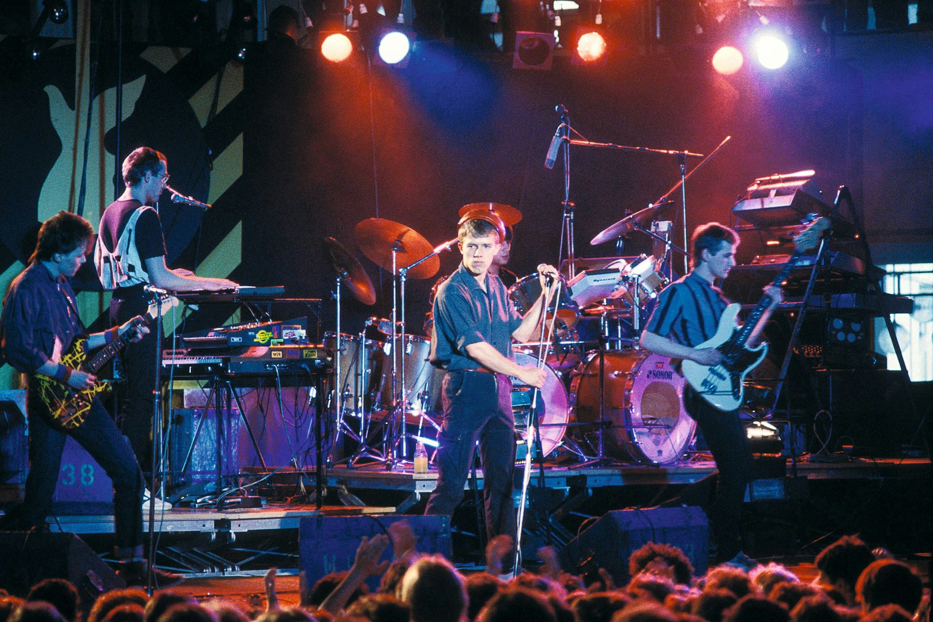 DDR-Band Jessica: Wie Musikproduzent Mark Reeder den Ost-Berlinern zum ...