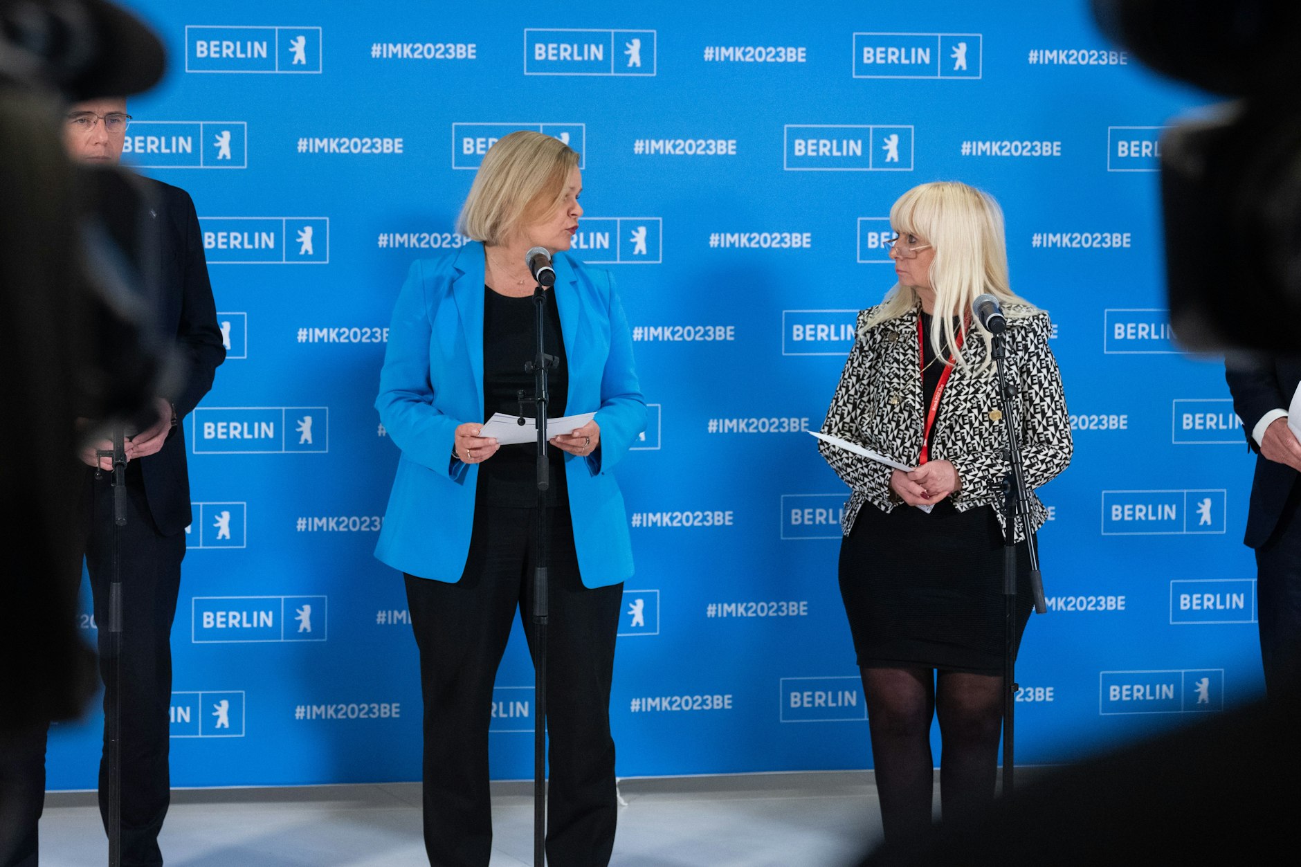 Terrorgefahr auf Weihnachtsmärkten – Innensenatorin Spranger: „Nehmen ...