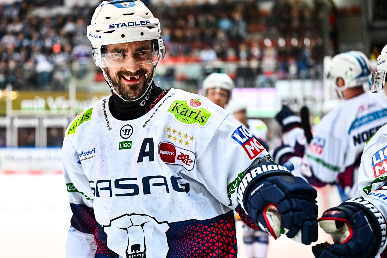 Eisbären-Profi Morgan Ellis: „Es ist cool, Weihnachten in anderen ...