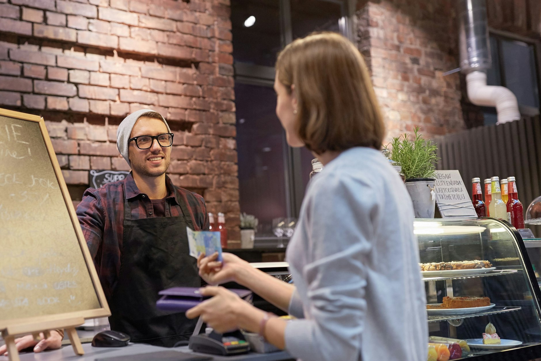 Bargeld-Abschaffung: Was würde das für die Gesellschaft bedeuten – und ...