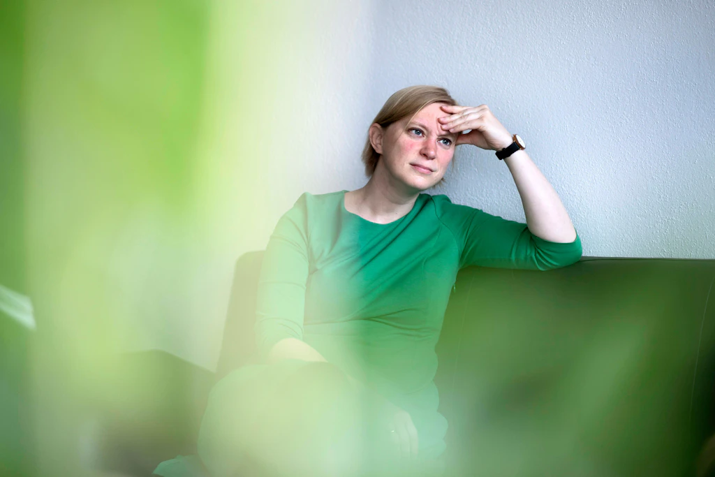 Wiederholungswahl: Warum Berlins Grüne ihrer Spitzenfrau Nina Stahr ...