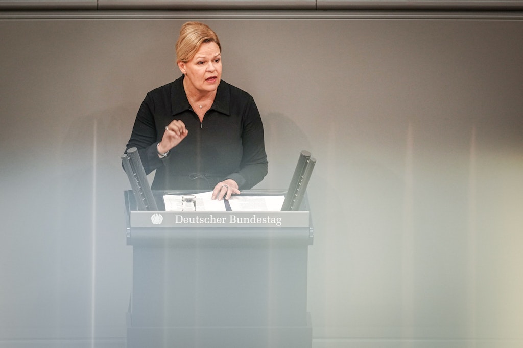 Schneller abschieben, leichter einbürgern: Diese zwei Gesetze erregen ...