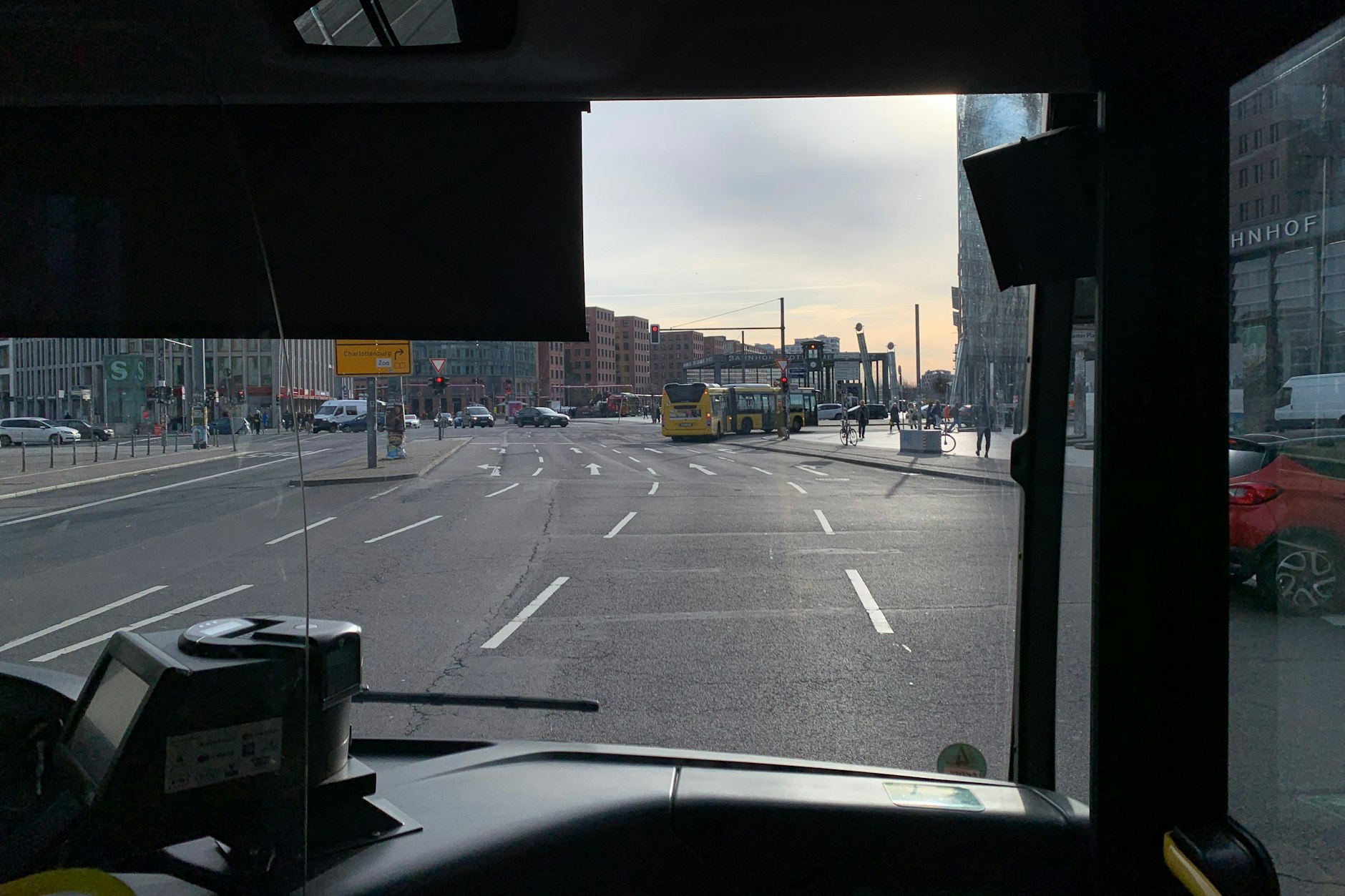 Wie ist das Leben eines Berliner BVG-Busfahrers? Eindrücke von der M41