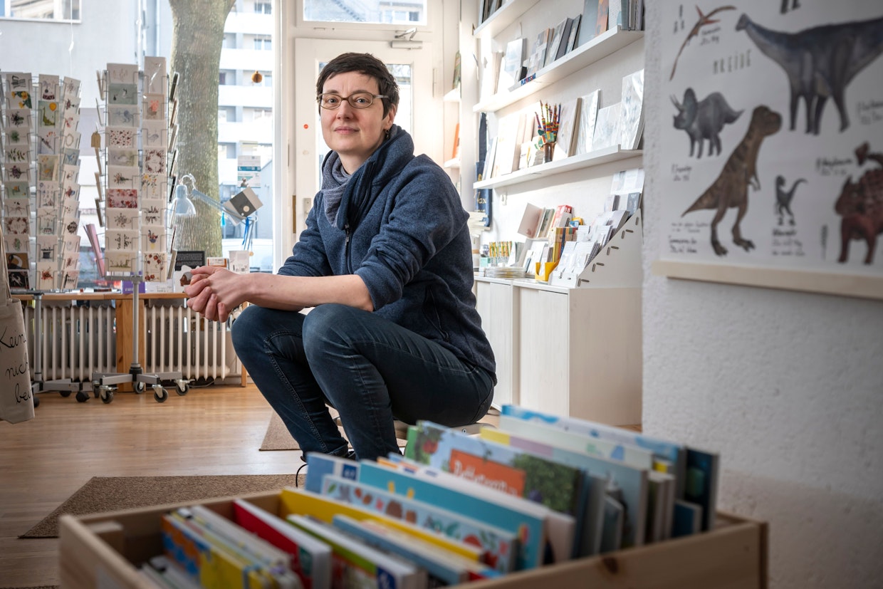 Diese Buchhändlerin hat ein Rezept für schlechte Zeiten: Lyrik und Lachen