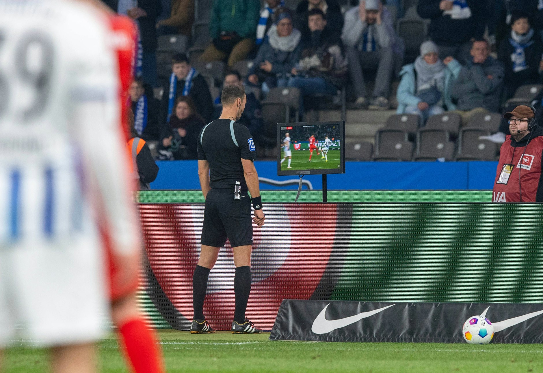 Hertha BSC und Schiri Bastian Dankert: 18 Spiele, fünf Witz-Elfer