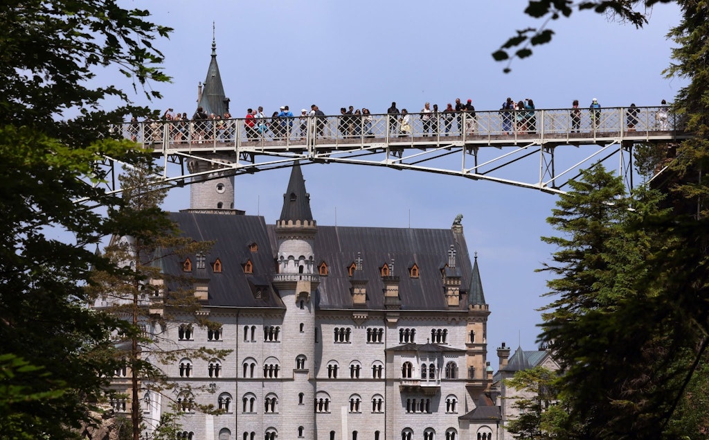 Urteil nach tödlicher Attacke bei Schloss Neuschwanstein: Lebenslange ...