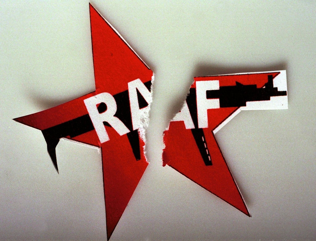 Stasi-Akte der RAF: Wie die DDR die West-Terroristen der Roten Armee ...