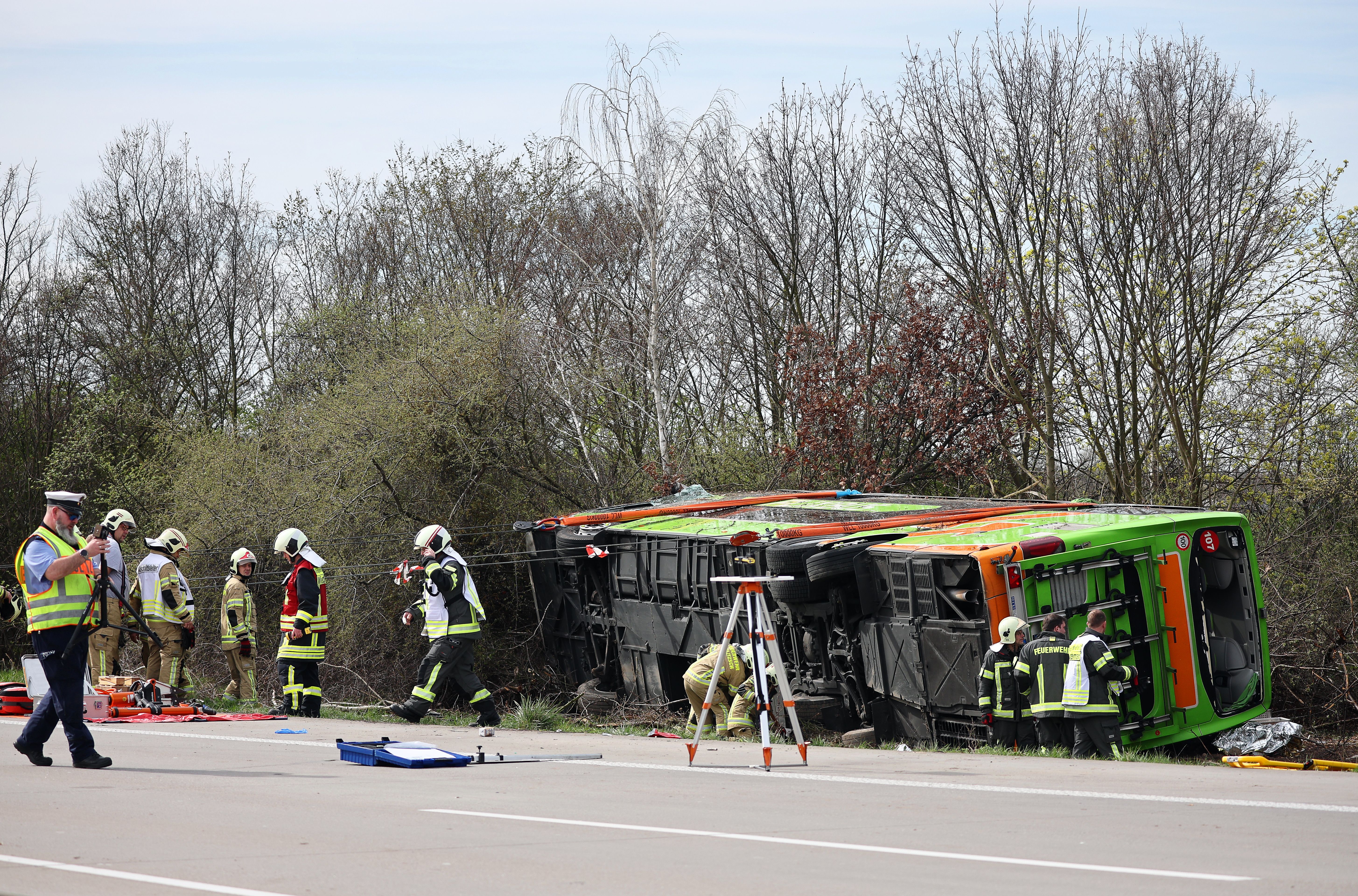 Flixbus-Crash mit 4 Toten auf A9: Unglücksfahrer droht Knast!