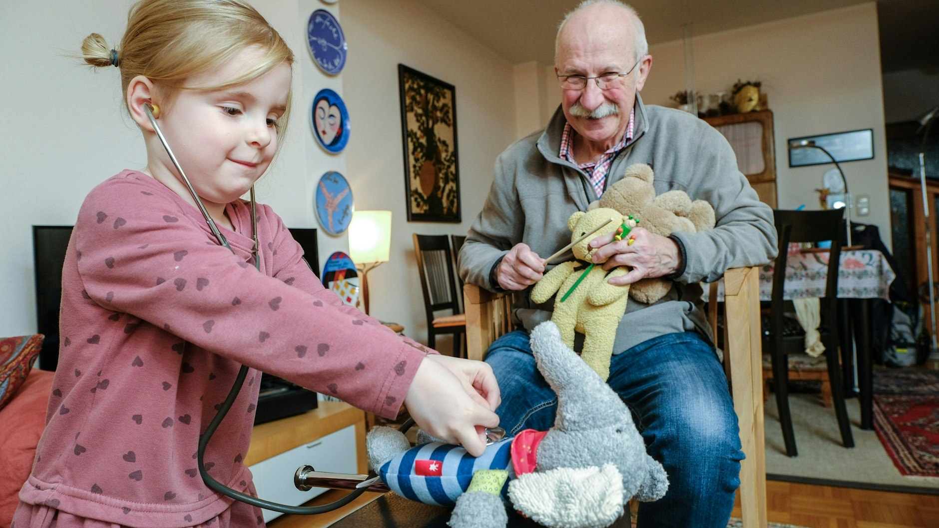 Hier gibt es Großeltern zum Ausleihen!