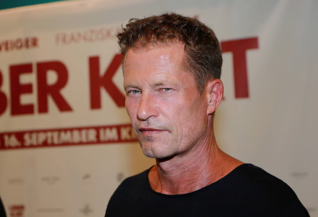Neue Fotos von Til Schweiger: War der Klinik-Auftritt nur gespielt?