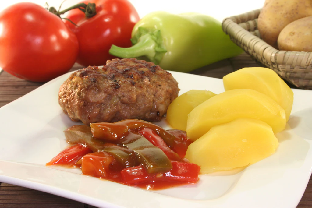 DDR-Klassiker vom Grill: Rezept für Letscho-Steak wie bei Oma
