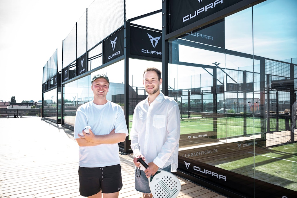 Padel-Tennis: Zwei junge Gründer bringen die Trendsportart auf ein ...