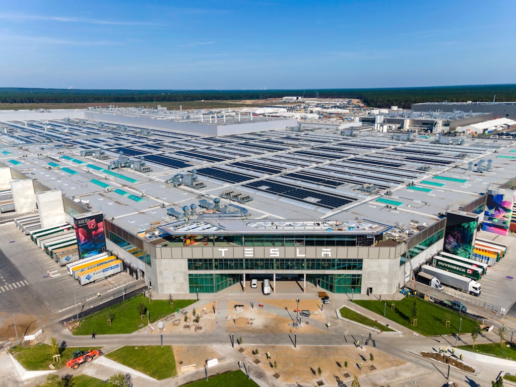 34 Jahre nach der Wende: Ossis verdienen oft besser als Wessis!