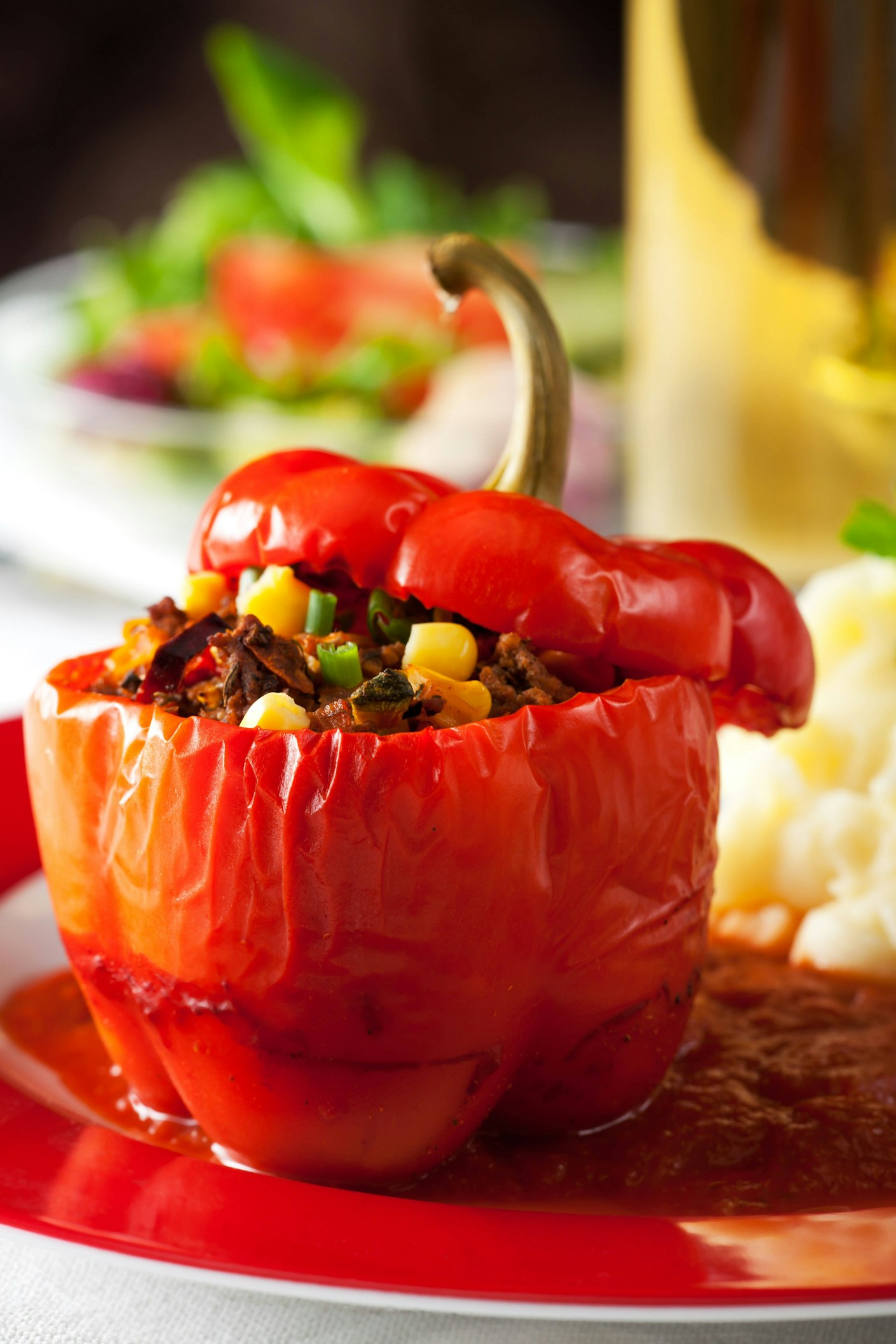 Geniales Rezept für ungarische gefüllte Paprika: Leckeres Ost-Essen!