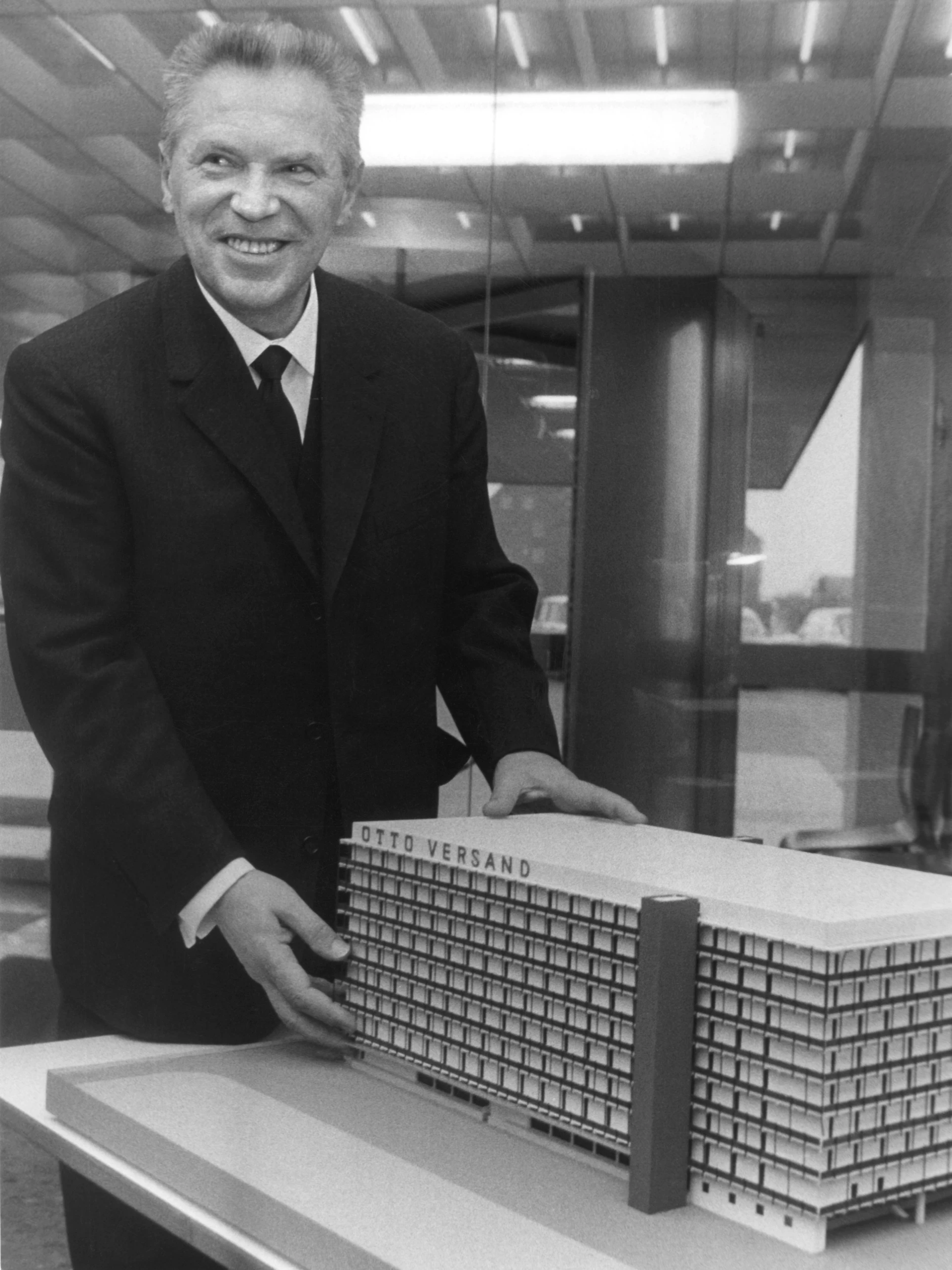 Otto-Versand wird 75: Wie ein Katalog Deutschland im Konsum vereinte
