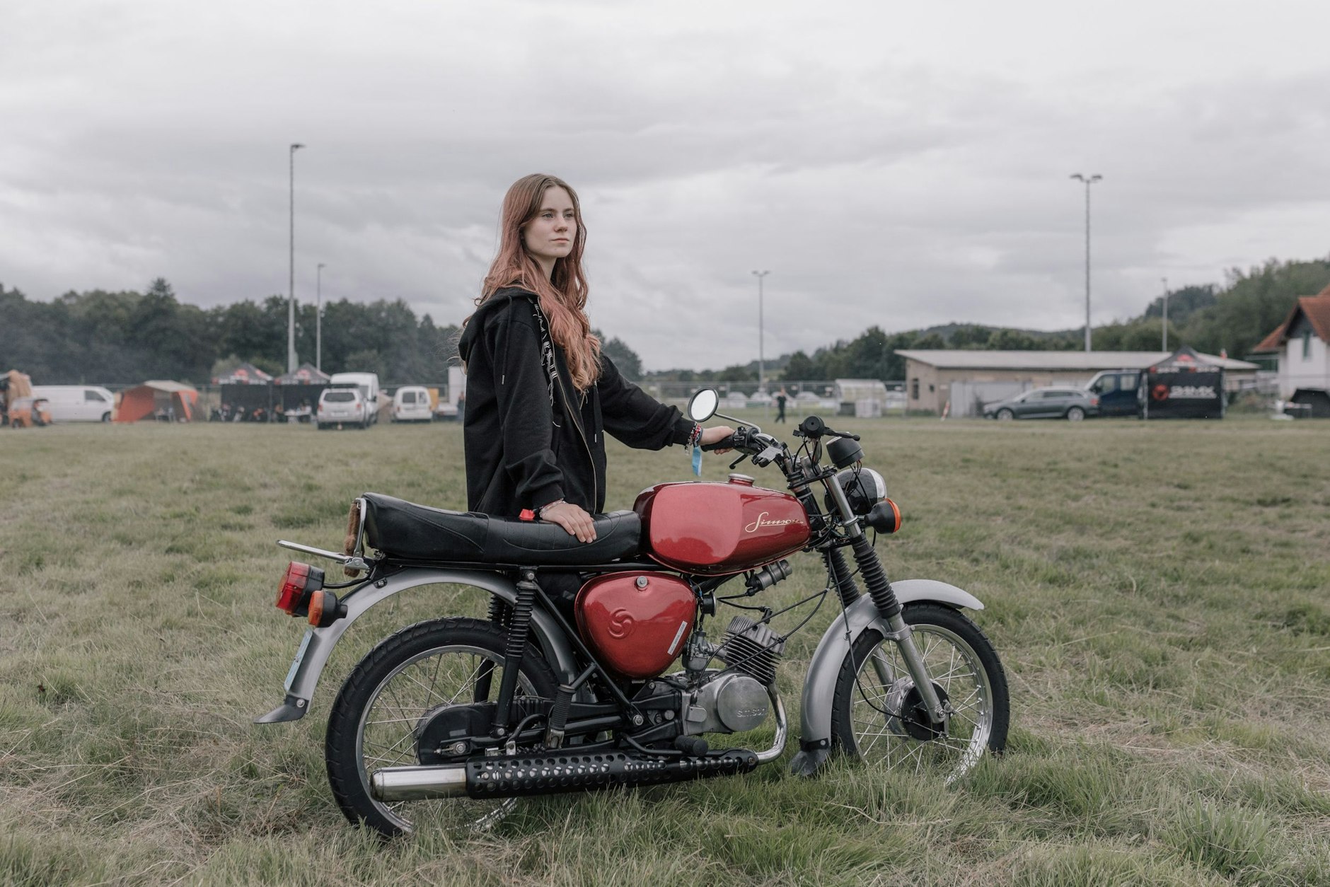 Simson-Kult: Ostdeutsche Jugend feiert DDR-Erbe – und die AfD macht mit