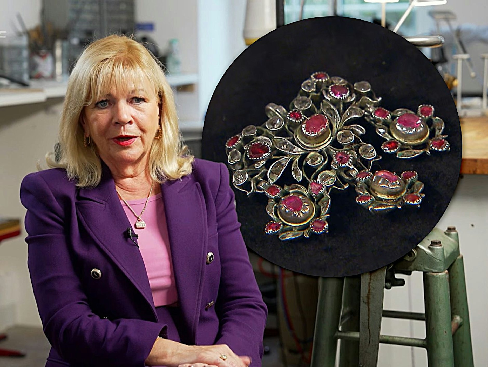 Schock bei „Bares für Rares“: Elke Velten zerlegt 300 Jahre alten Schmuck!