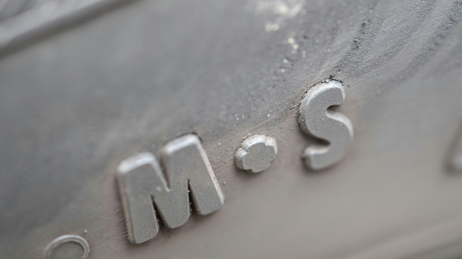 Achtung Autofahrer! Ab Oktober sind DIESE Reifen keine Winterreifen mehr