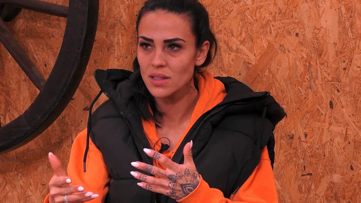 Promi BB: Nach Treffen mit Ex Mike – Elena Miras bricht im TV zusammen