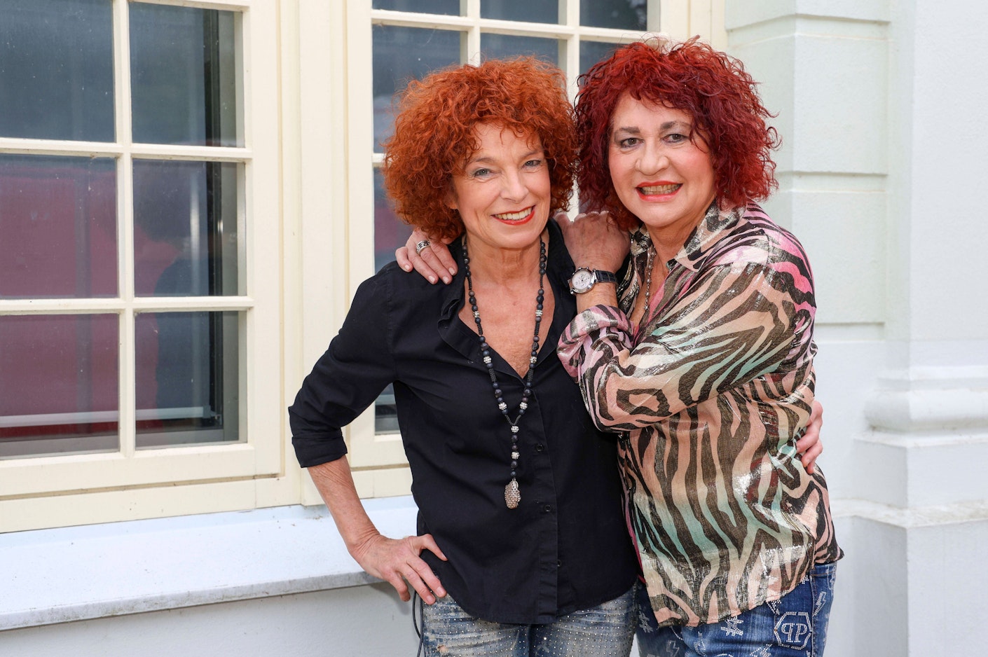 Schlager-Duo Cora enthüllt: Die dunkle Geschichte von „Amsterdam“