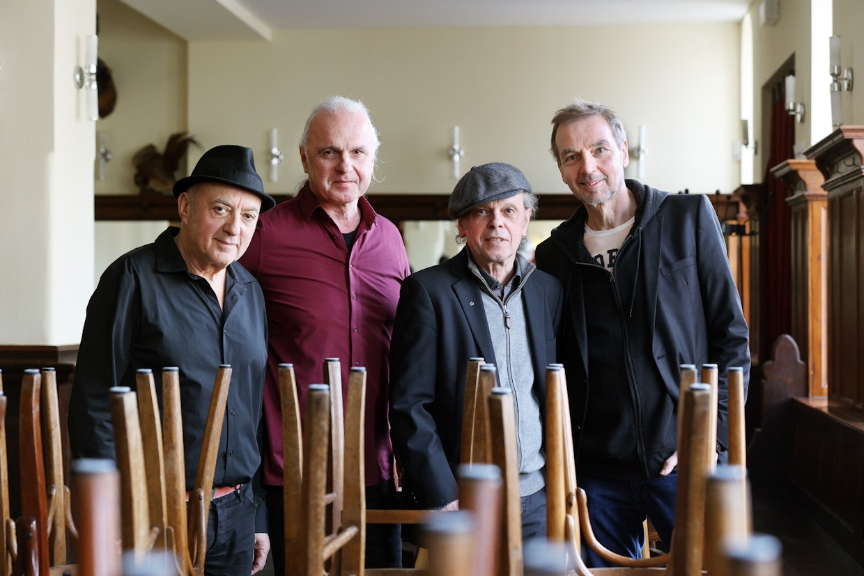 Flüstern und Schreien: Die legendäre Berliner Band Pankow ...