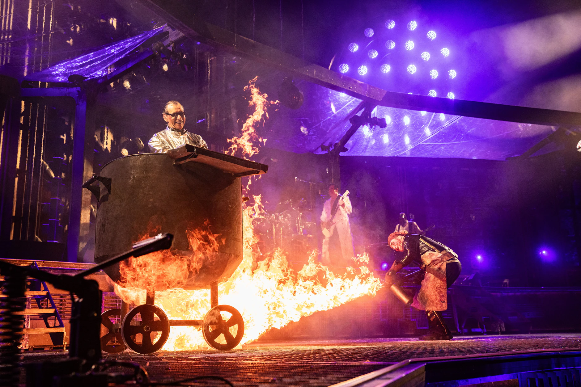 Hammer bei Rammstein: Christian „Flake“ Lorenz kündigt neues Album an!