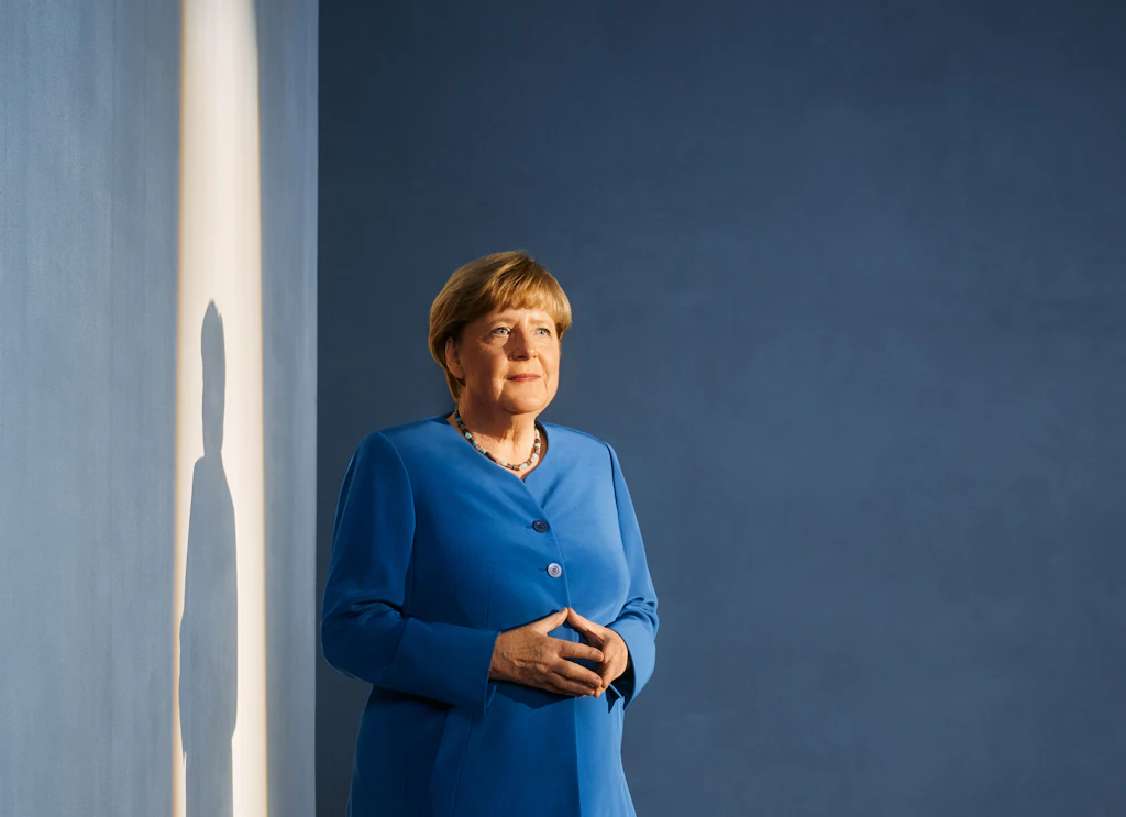 Angela Merkels Autobiografie: Wer Frieden will, muss auf ihr Erbe ...