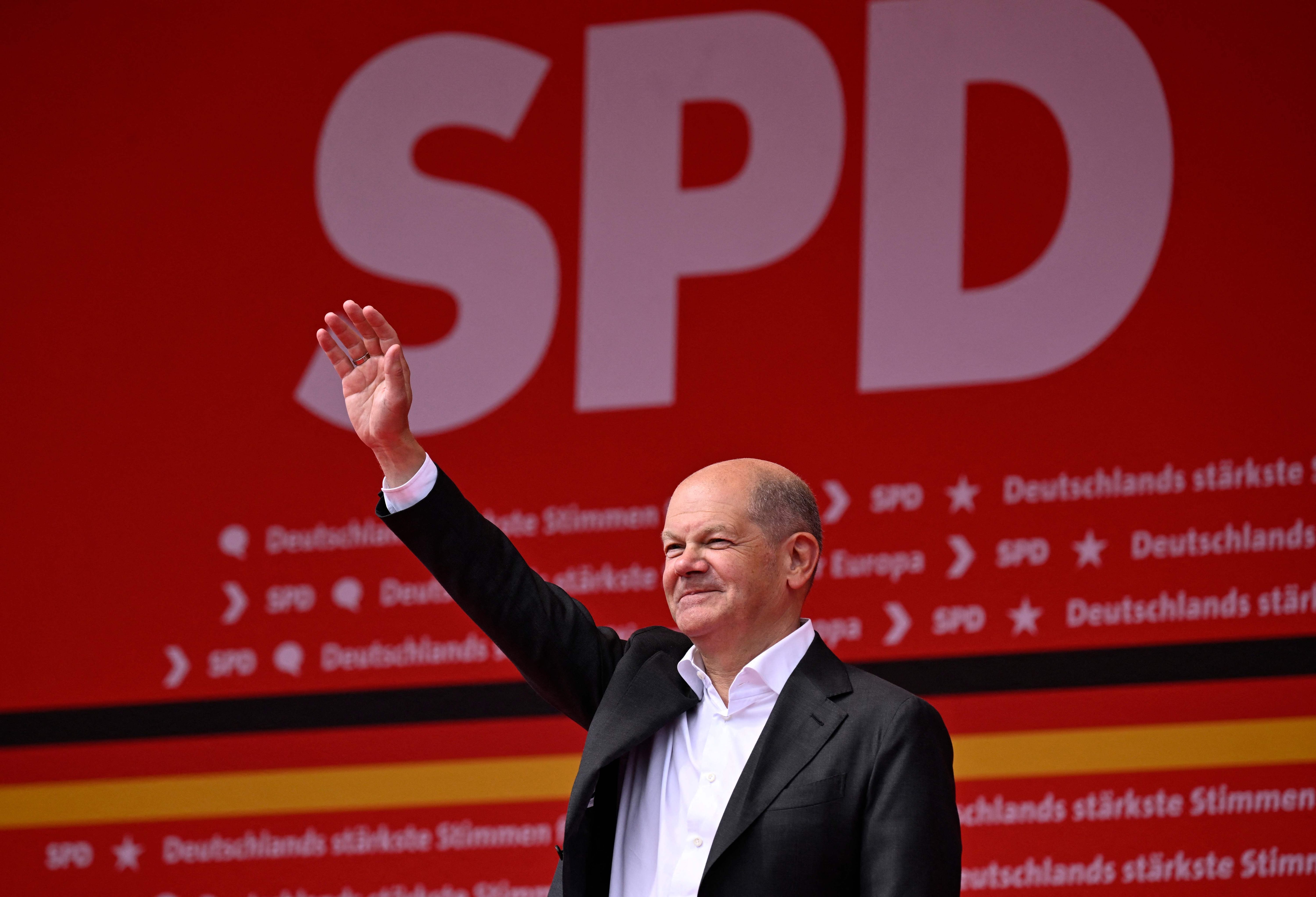 Habeck und das „Schwachkopf“-Meme: Anwalt im Interview über Politiker ...