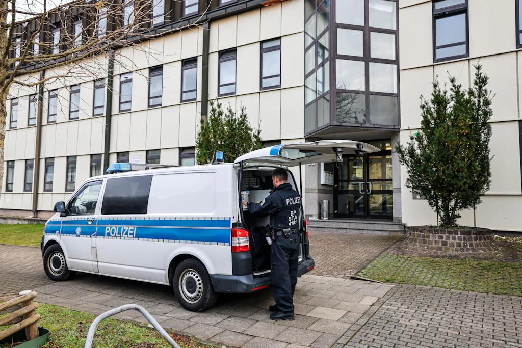 Mega-Razzia in ganz Deutschland! Polizei hebt Schleuser-Netzwerk aus
