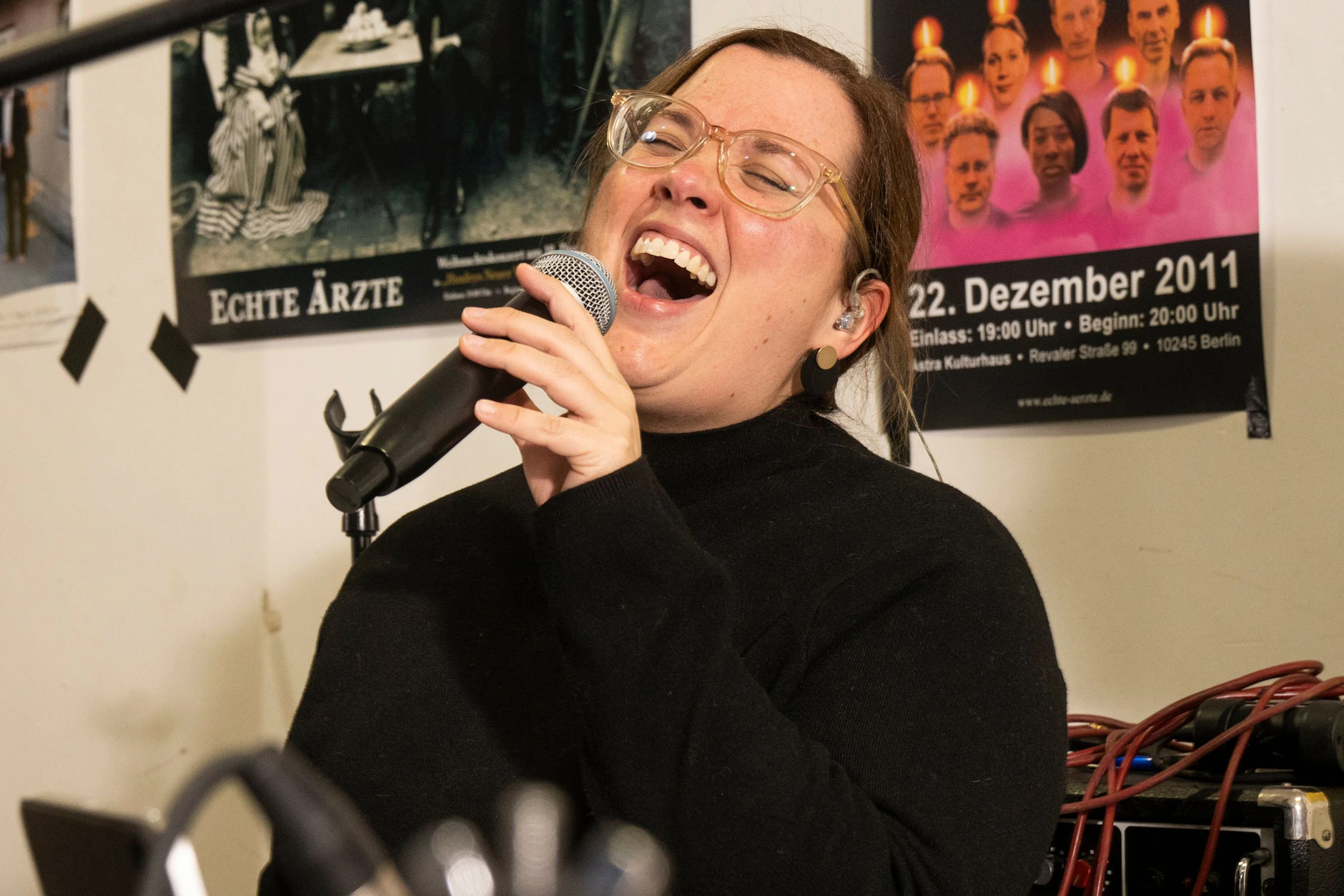 Rocker an der Charité: Seit 25 Jahren spielt die Band „Echte Ärzte ...