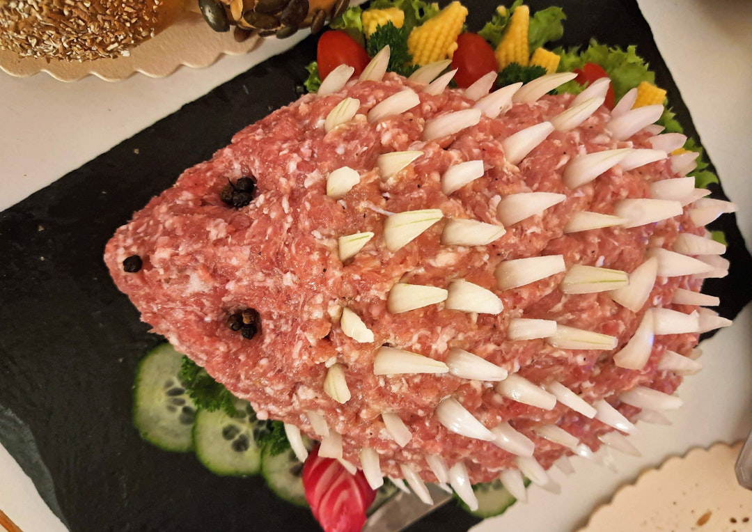 Schreck-Rezept: So geht der legendäre Mettigel!