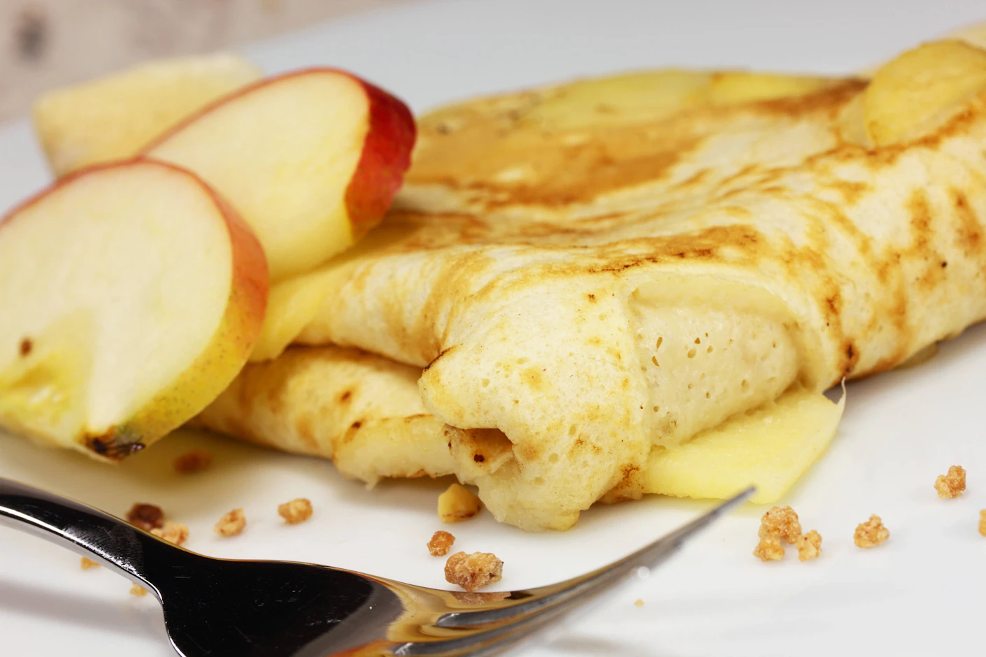 Eierkuchen mit Äpfeln und Zimt: Das geniale Rezept von DDR-Koch Kurt ...