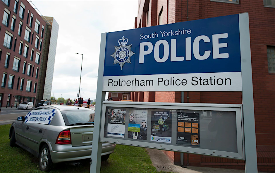 Pakistaner-Gangs vergewaltigten Tausende Kinder: Hat die britische ...
