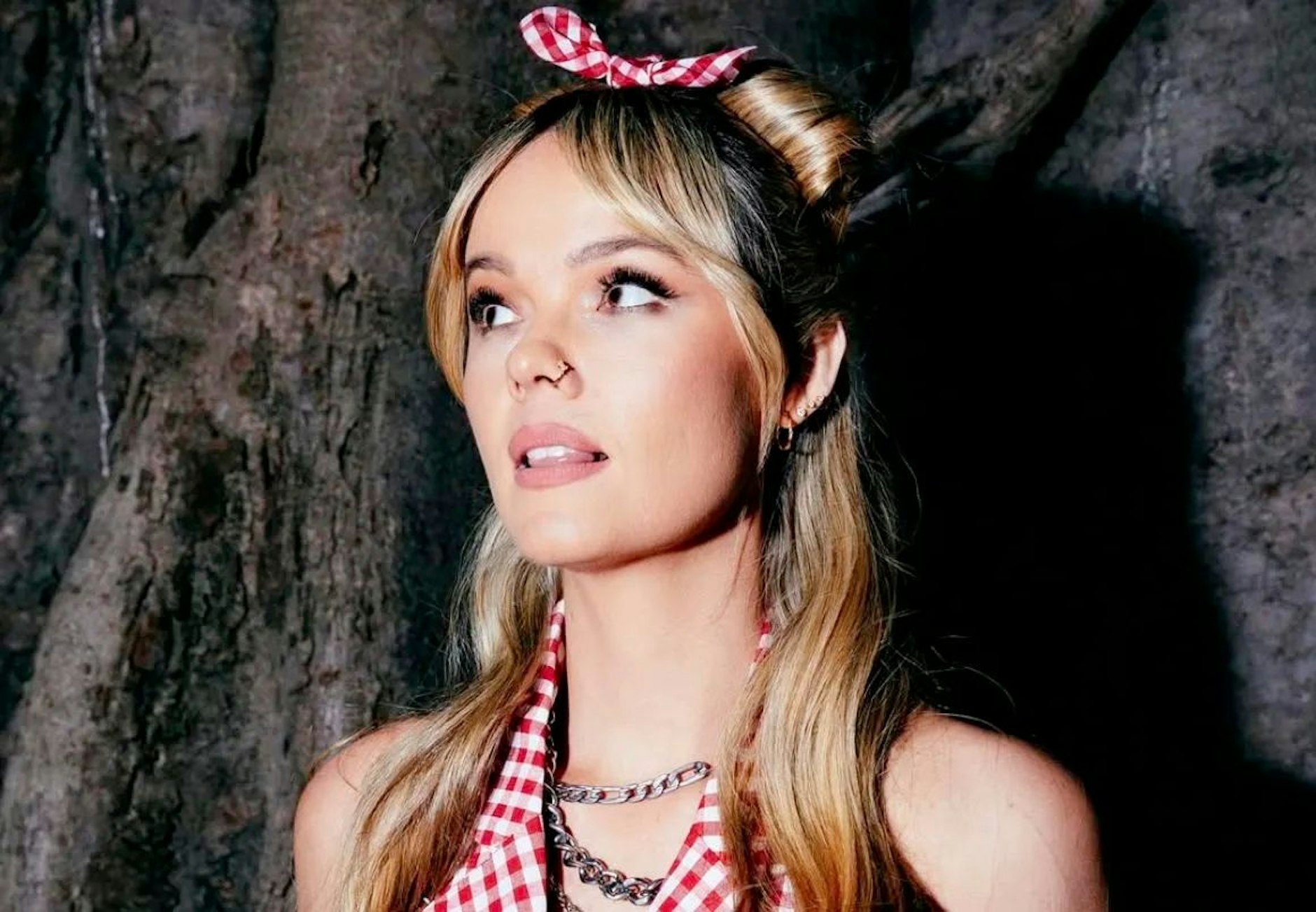 Iyah May und der 'Karmageddon'-Song: Wurde sie wegen Covid, Gaza und Elon Musk gecancelt?